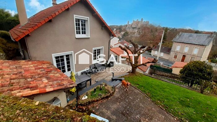 Maison à vendre - Chauvigny - 5 pièces - 3 chambres
