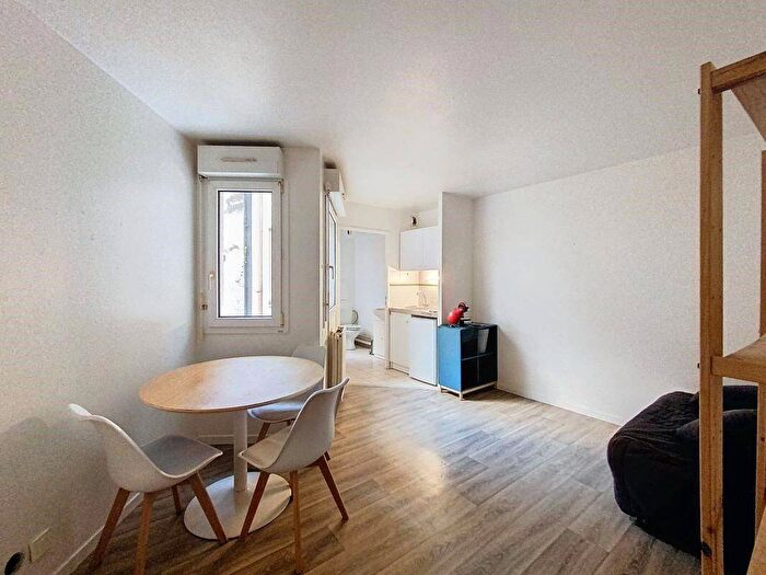 Appartement 1 pièce à Eiffel, Levallois-Perret, à louer