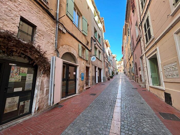 Appartement à louer - La Ville, Ollioules - 2 pièces - 1 chambre