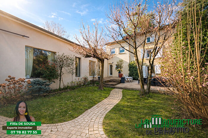 Maison à vendre - Le Chambon-Feugerolles, Romière, Bouchet, Nionière, Cotatay - 6 pièces - 3 chambres