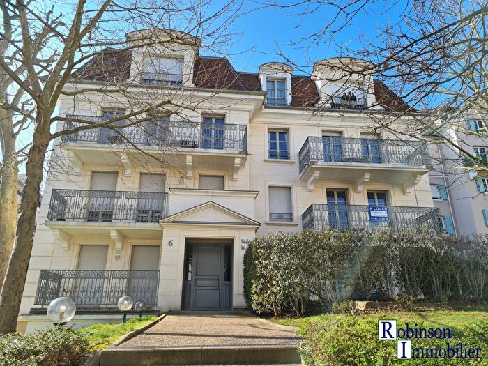 Anatole France, Le Plessis-Robinson - Appartement 2 pièces à louer