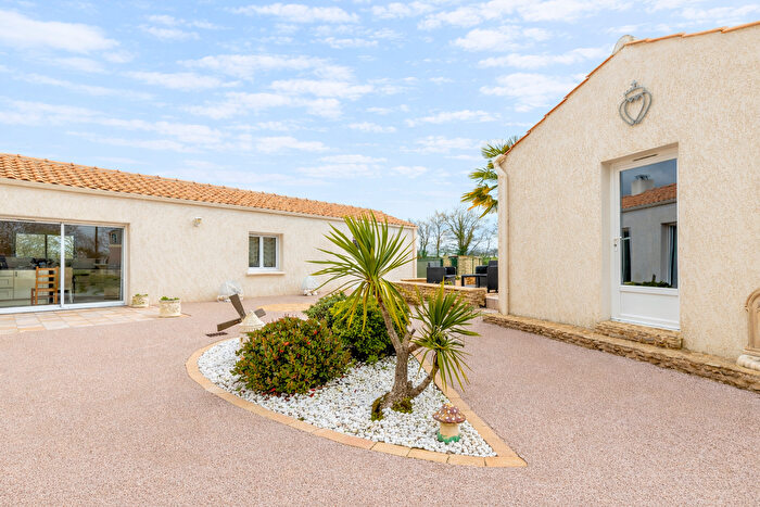 Maison à vendre - Bois-de-Céné - 6 pièces - 3 chambres