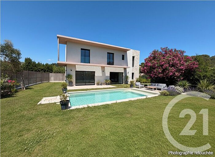 Mougins, Le Colombier, Colombe, Cabrières, Le Bordé : Maison 4 pièces à vendre