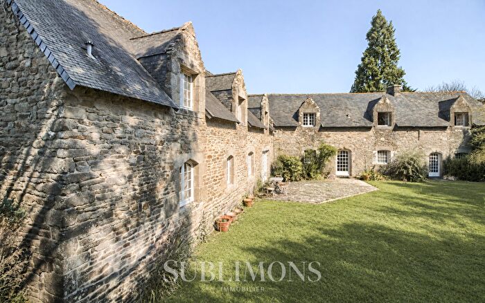 Maison 12 pièces à Quéven, à vendre