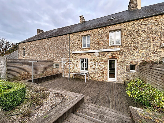 Maison à louer - Saint-Maurice-en-Cotentin - 4 pièces - 3 chambres