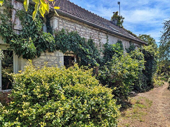 Merry-sur-Yonne - Maison 4 pièces à vendre