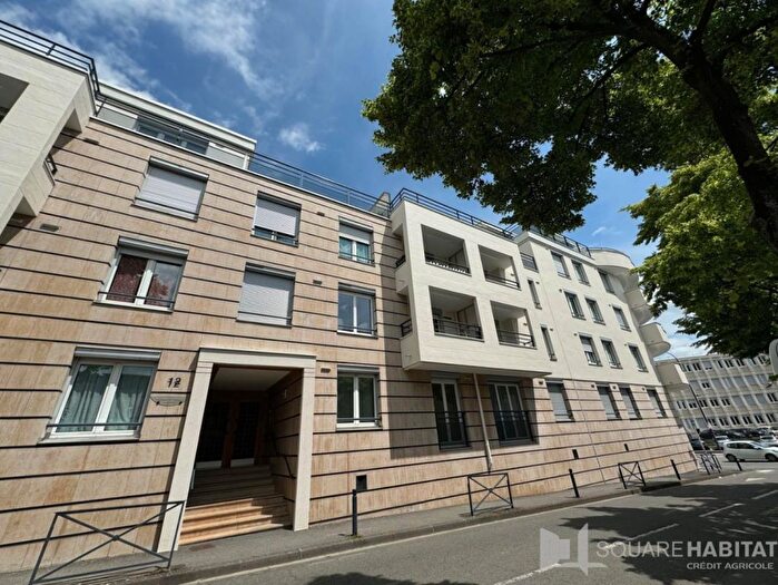 Appartement à louer - Clermont-Ferrand, Jaude, Fontgiève Saint-Alyre - 2 pièces - 1 chambre