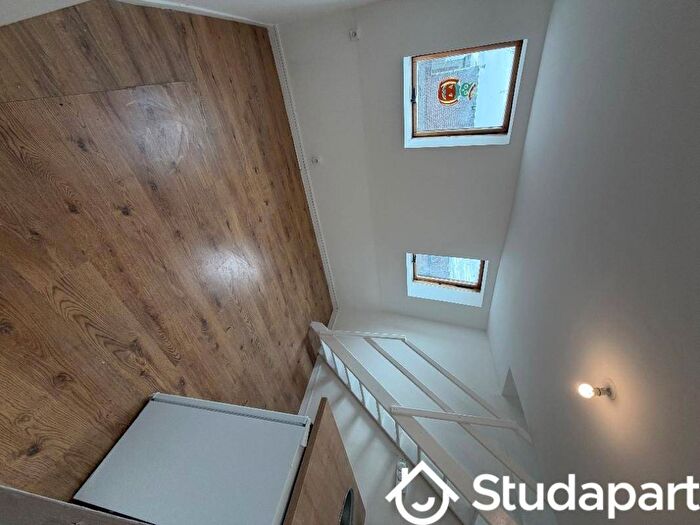 Appartement à louer - Epeule-Trichon, Roubaix - 1 pièce - 1 chambre