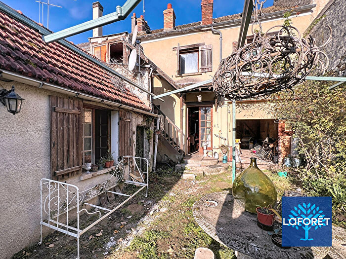 Maison à vendre - Saint-Vrain - 8 pièces - 4 chambres