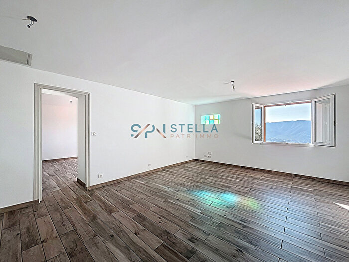 Maison à louer - Valle-di-Mezzana - 3 pièces - 2 chambres