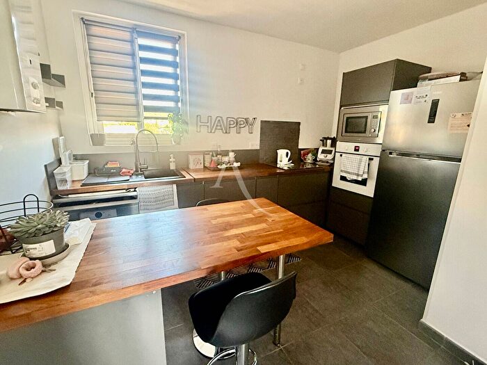 Les Canourgues-Vert Bocage-Pont dAvignon, Salon-de-Provence - Appartement 3 pièces à louer