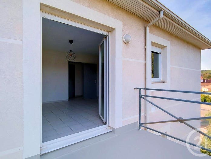 Bagnols-sur-Cèze : Appartement 2 pièces à louer