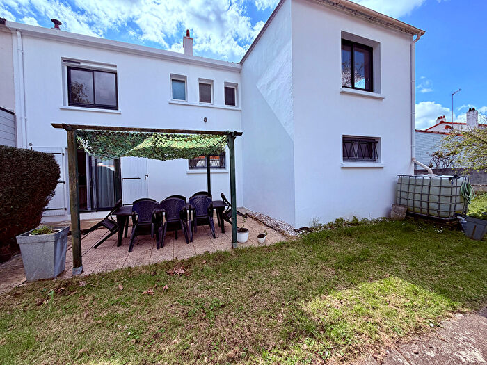 Maison à vendre - Challans, Bois de Cène - 7 pièces - 5 chambres