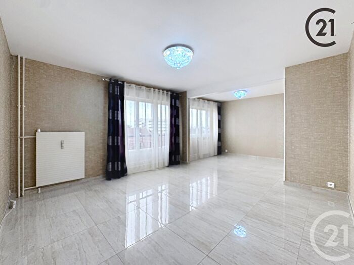 Appartement à vendre - Troyes, Marots - 4 pièces - 2 chambres