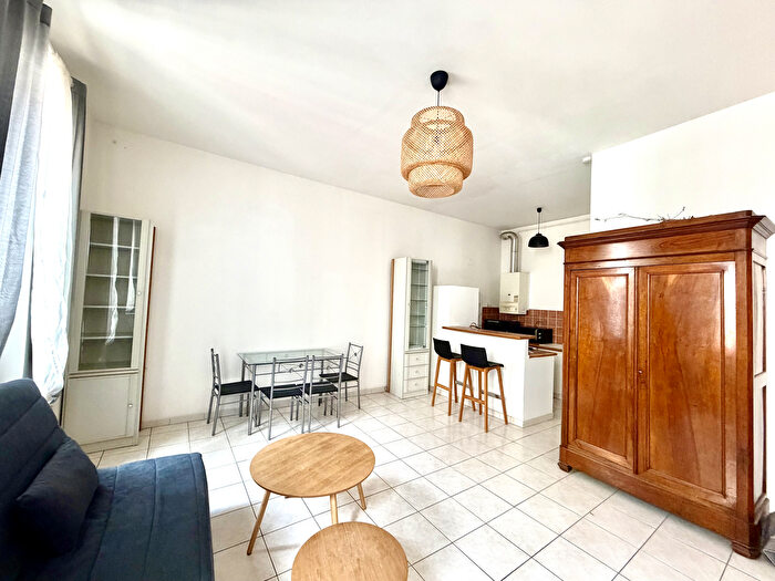Appartement 2 pièces à louer à Nîmes, Gambetta