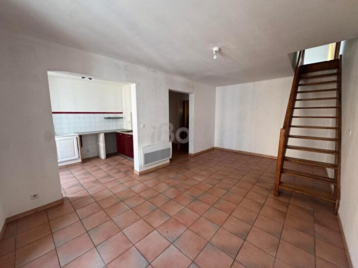 Appartement à louer - Saint-Maximin-la-Sainte-Baume, Mirade, Barcelone - 3 pièces