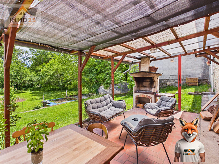 Maison 7 pièces à vendre à Fertans