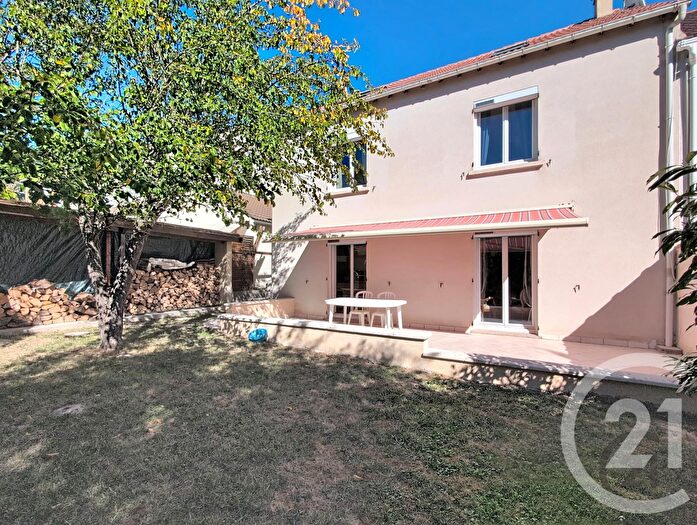 Maison 7 pièces à vendre - Vaux-le-Pénil