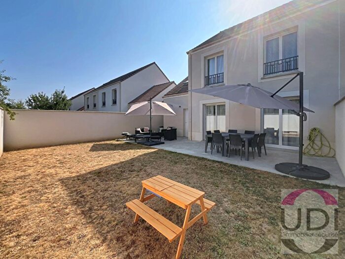 Ballancourt-sur-Essonne : Maison 5 pièces à vendre
