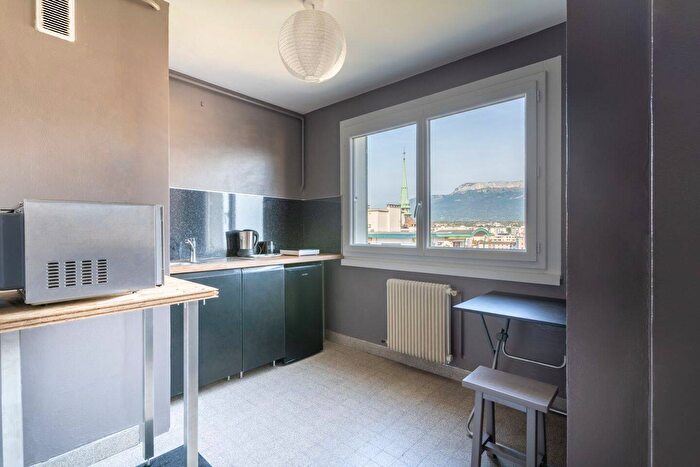 Appartement à louer - Fier, Annecy - 1 pièce