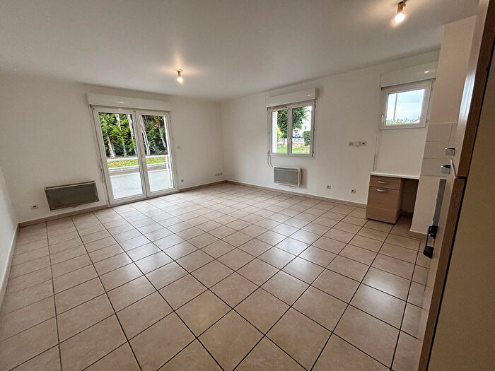 Appartement 2 pièces à louer à La Chapelle-Saint-Luc, Chantereigne, Montvilliers