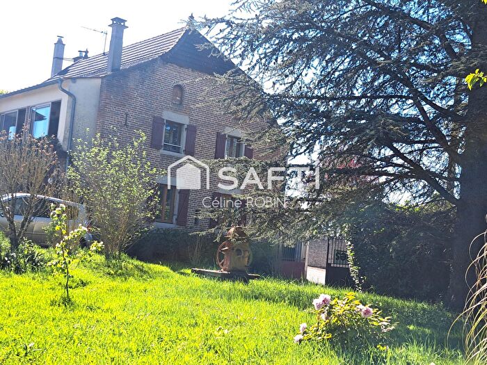 Bletterans : Maison 8 pièces à vendre