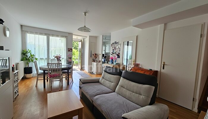 Les Mureaux, Centre-ville : Maison 3 pièces à vendre