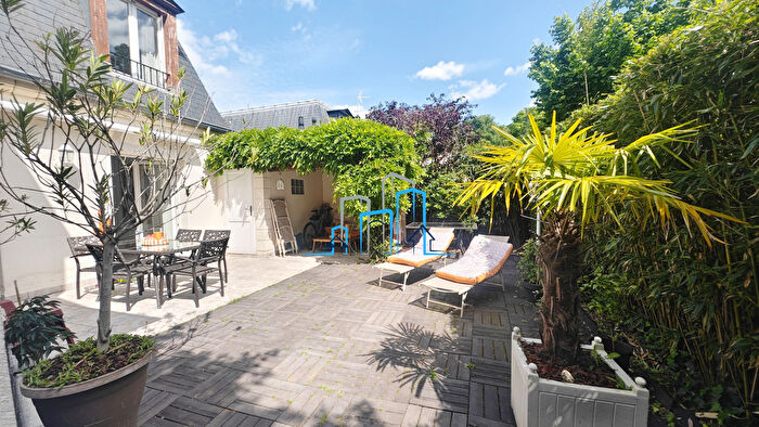 Bry-sur-Marne, Centre-ville, Gare - Maison 7 pièces à vendre