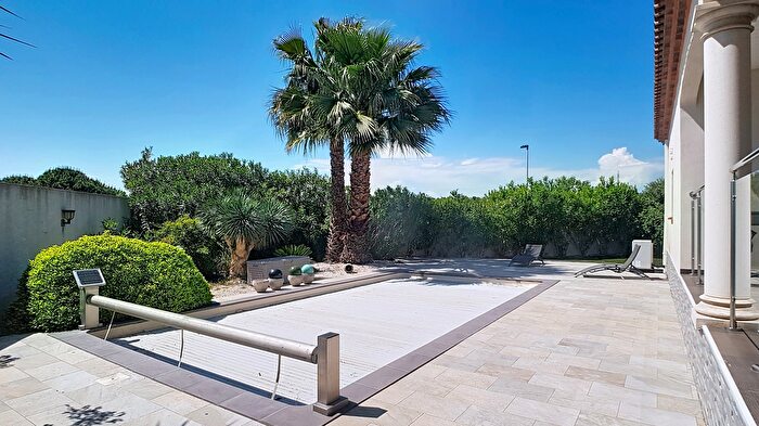 Maison à vendre - Villeneuve-lès-Béziers - 5 pièces - 4 chambres