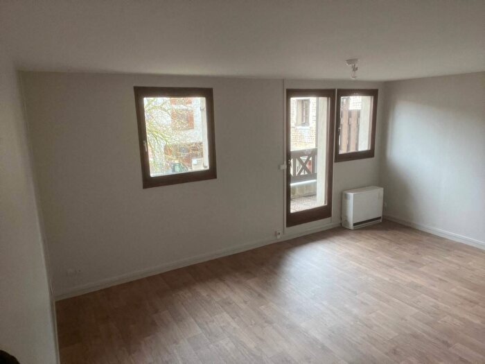 Appartement à louer - Chalamont - 4 pièces - 1 chambre