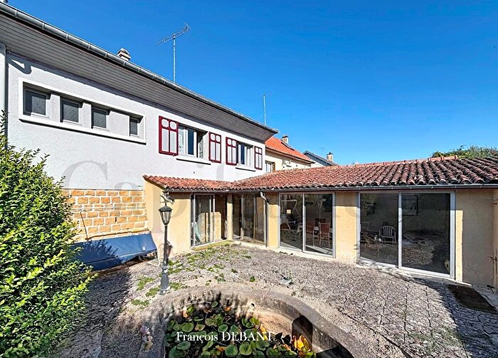 Maison 6 pièces à vendre à Challerange