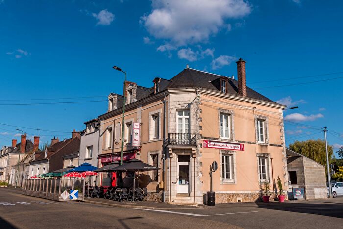 Maison à vendre - Bessé-sur-Braye - 12 pièces - 6 chambres