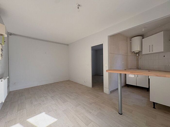 Notre Dame, Versailles - Appartement 2 pièces à louer