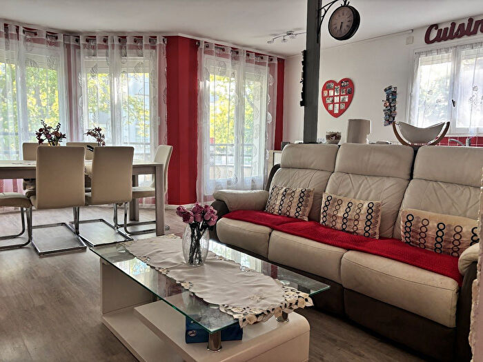 Appartement 4 pièces à vendre à Éragny, Le Grillon