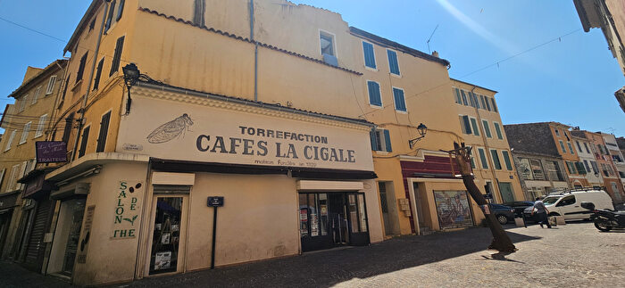 Appartement 12 pièces à La Seyne-sur-Mer, Est, à vendre