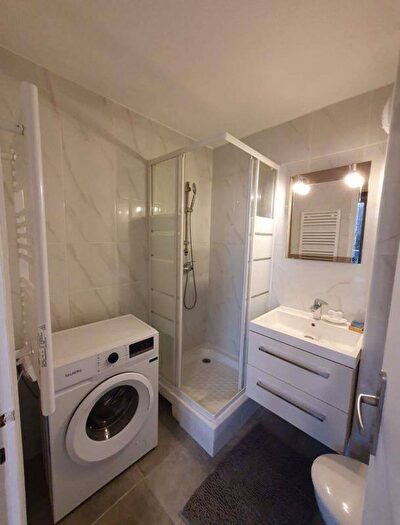 Appartement à louer - Centre-Jean Moulin, Bagnolet - 1 pièce