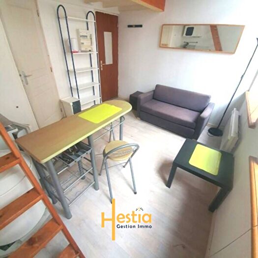 Appartement 1 pièce à Vieux Lille, à louer