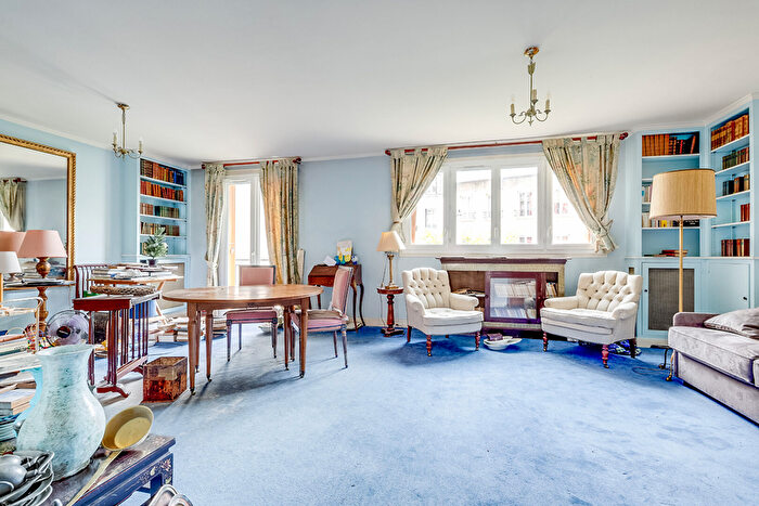 Appartement à vendre - Paris e , Jean Moulin, Porte dOrléans - 5 pièces - 3 chambres