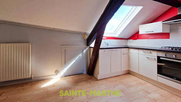 Appartement à louer - Niort - 2 pièces - 1 chambre