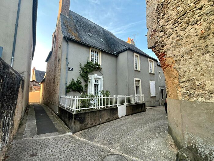 Maison à vendre - Malicorne-sur-Sarthe - 7 pièces - 5 chambres