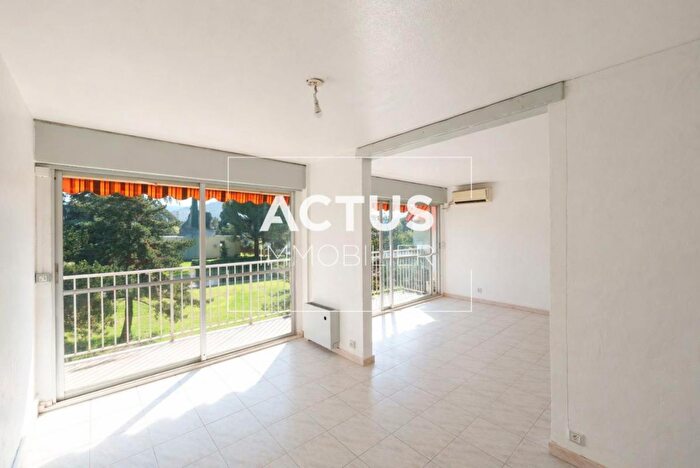 Appartement 6 pièces à Salon-de-Provence, Canourgues, à vendre