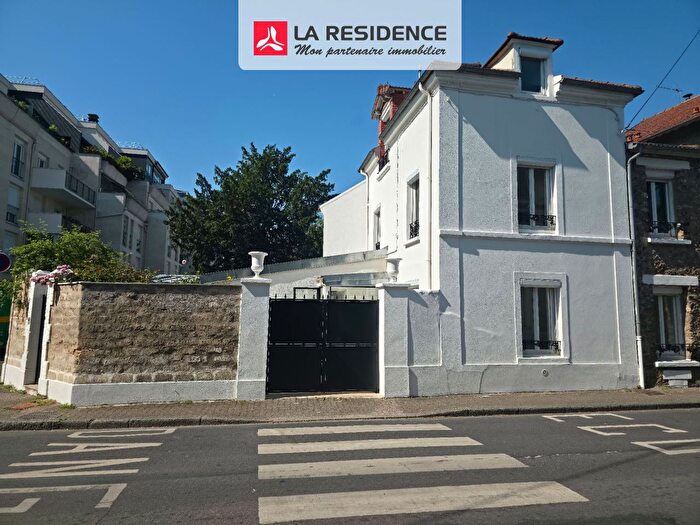Maison 5 pièces à Chatou, Est, à vendre