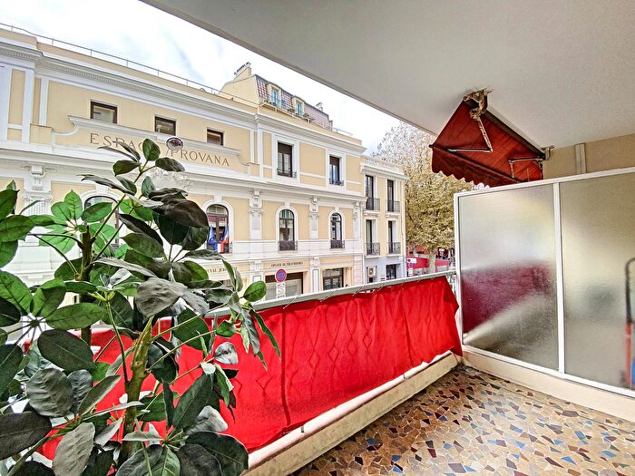 Appartement 3 pièces à Nice, Carabacel, à vendre