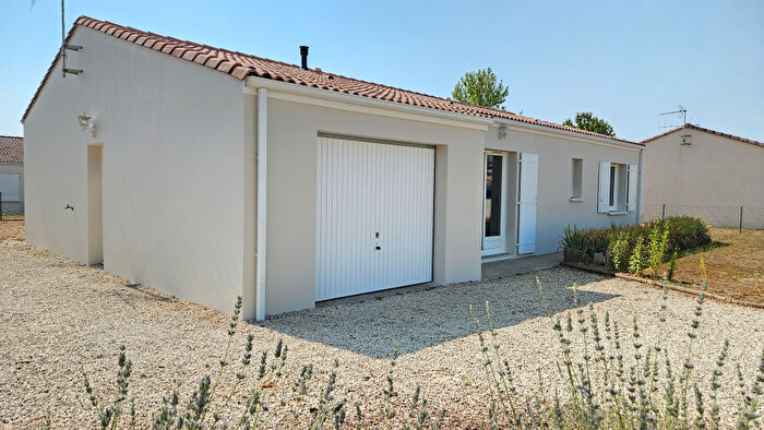 Maison 5 pièces à Échiré, à vendre