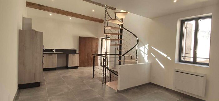 Appartement à louer - Lagnes - 3 pièces - 2 chambres