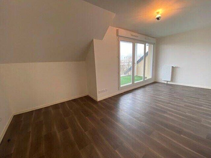Les Pins-Jules Cesar, Taverny : Appartement 1 pièce à louer