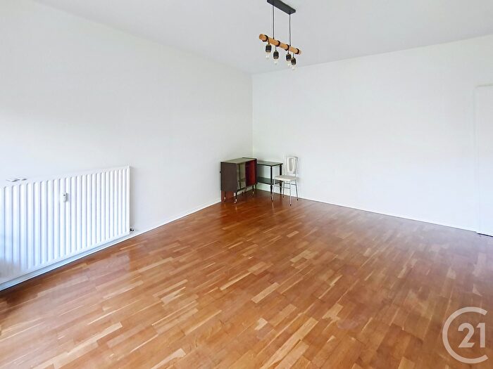 Orléans, Dunois, Châteaudun : Appartement 4 pièces à vendre