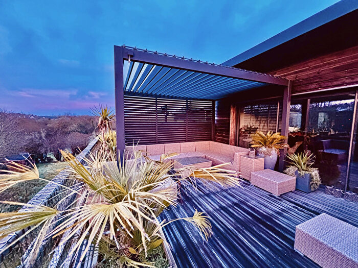 Maison à vendre - Lanvéoc - 5 pièces - 4 chambres