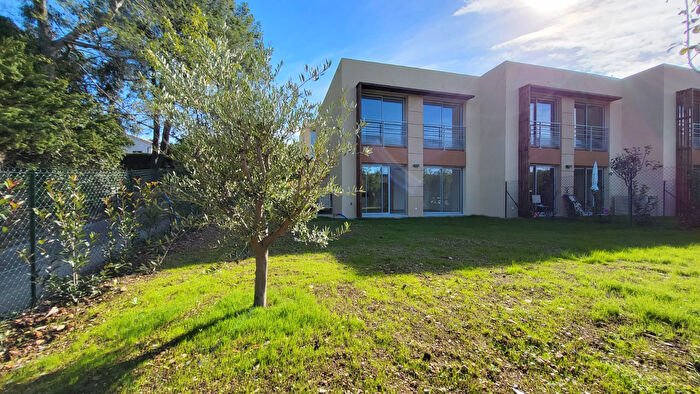 Maison 4 pièces à Valbonne, Val de Cuberte, Les Parés, Les Peyrouos, à louer
