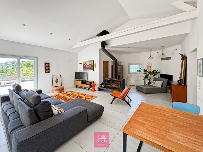 Nîmes, Mas de Lauze, Carreau de Lanes - Maison 5 pièces à vendre